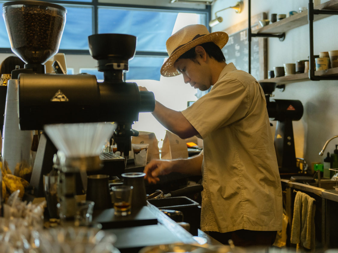 たった1度のズレを愛でる「rokkan COFFEE CREATORS」 | Okinawa Creative Media Champlu